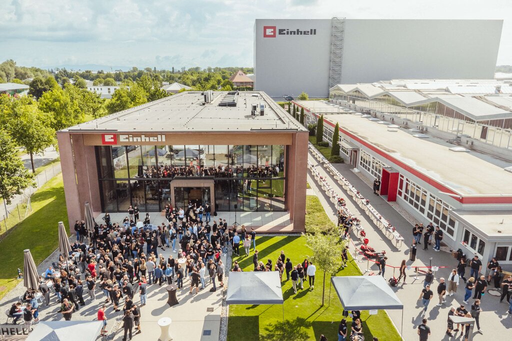 Yönetim ofisi Einhell Shop Belarus, Minskaya oblastı, foto
