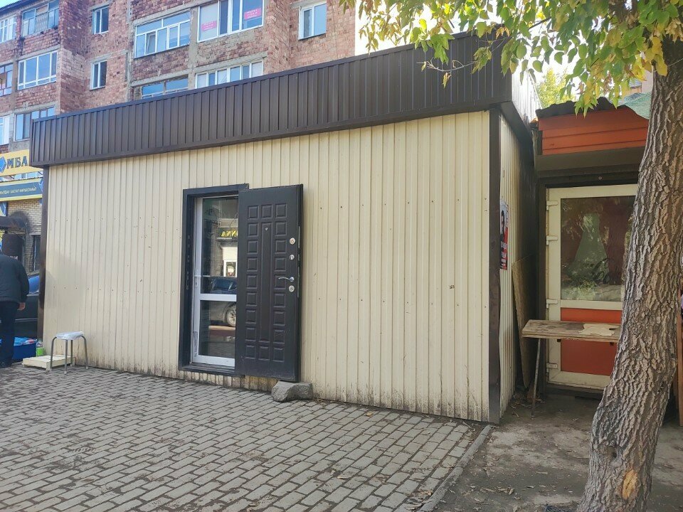Kozmetik ve parfümeri mağazaları Cosmetics and Perfumery Store, Karağandı, foto