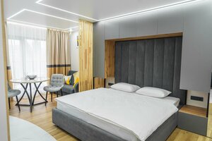 Level Apartments (ulitsa Vatutina No:17А, Vladikavkaz), otel  Vladikavkaz'dan