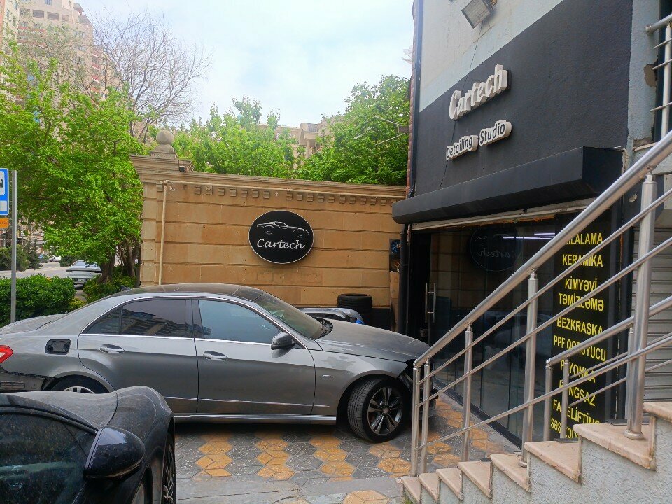 Otomobil servisi Cartech, Bakü, foto