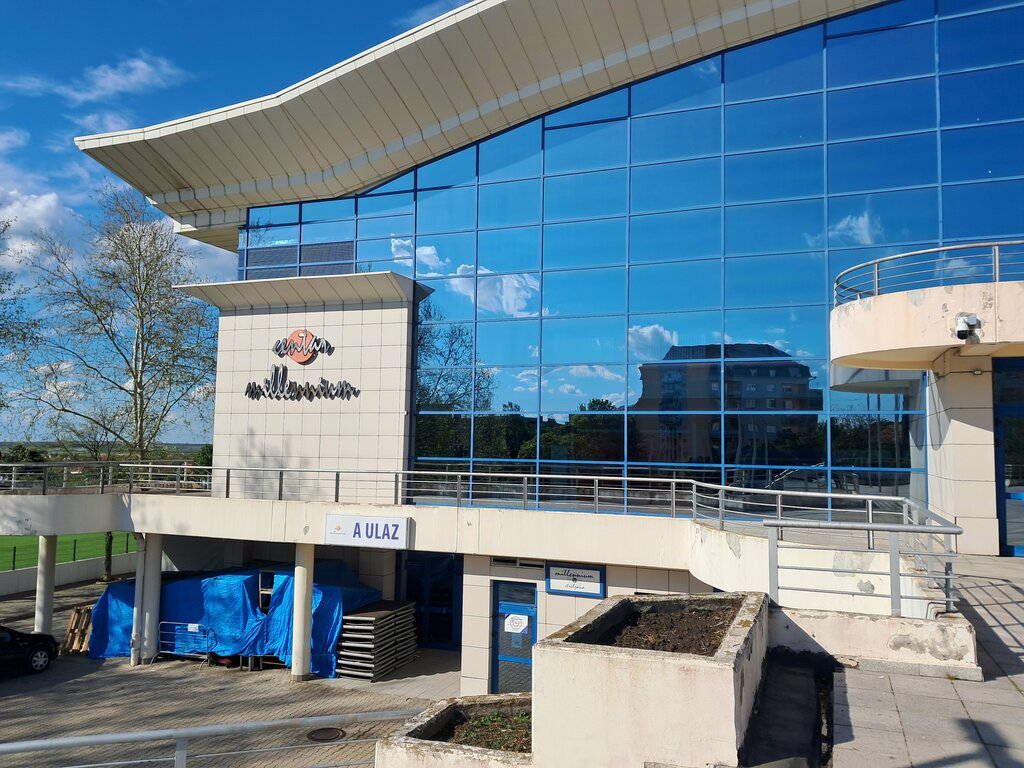 Çok amaçlı spor tesisleri Millennium Center, Vrsac, foto