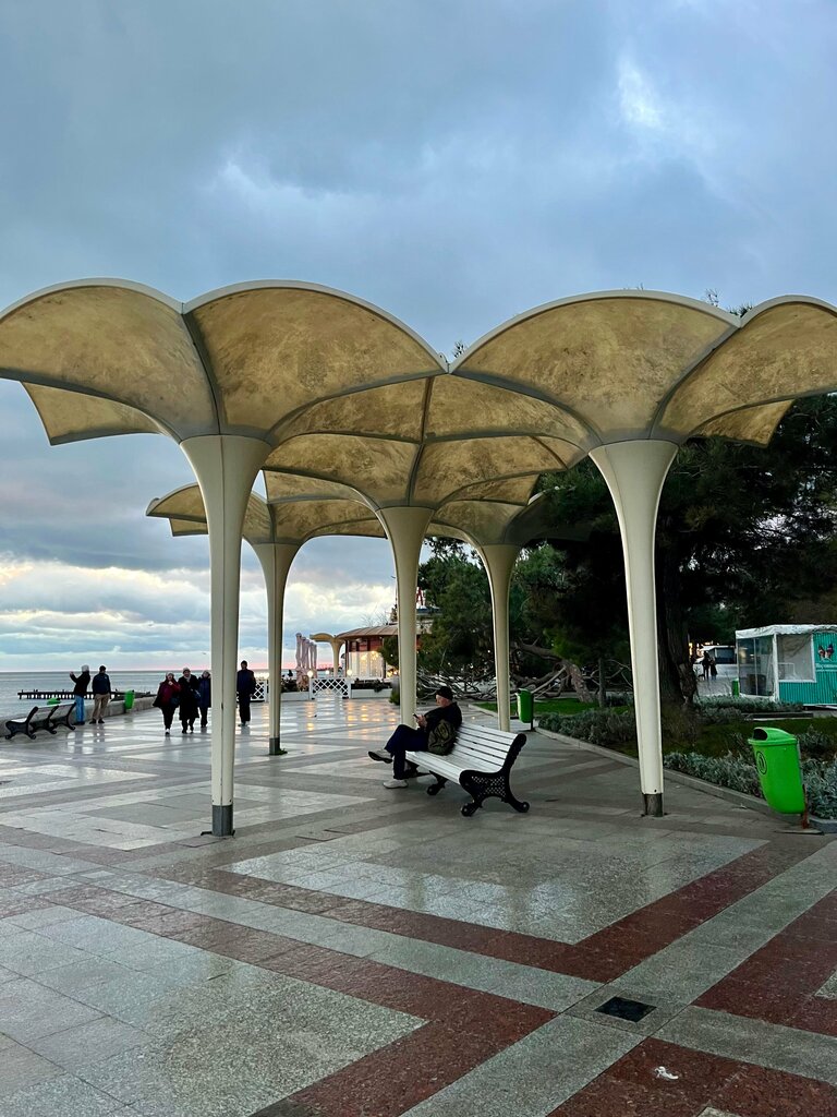 Dekorasyon ve süsleme, onur panosu Ялтинские зонтики, Yalta, foto