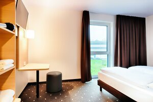 B&b Hotel Ravensburg (Baden-Württemberg, Ravensburg, Brühlstraße, 16), otel  Baden‑Wurttemberg'den