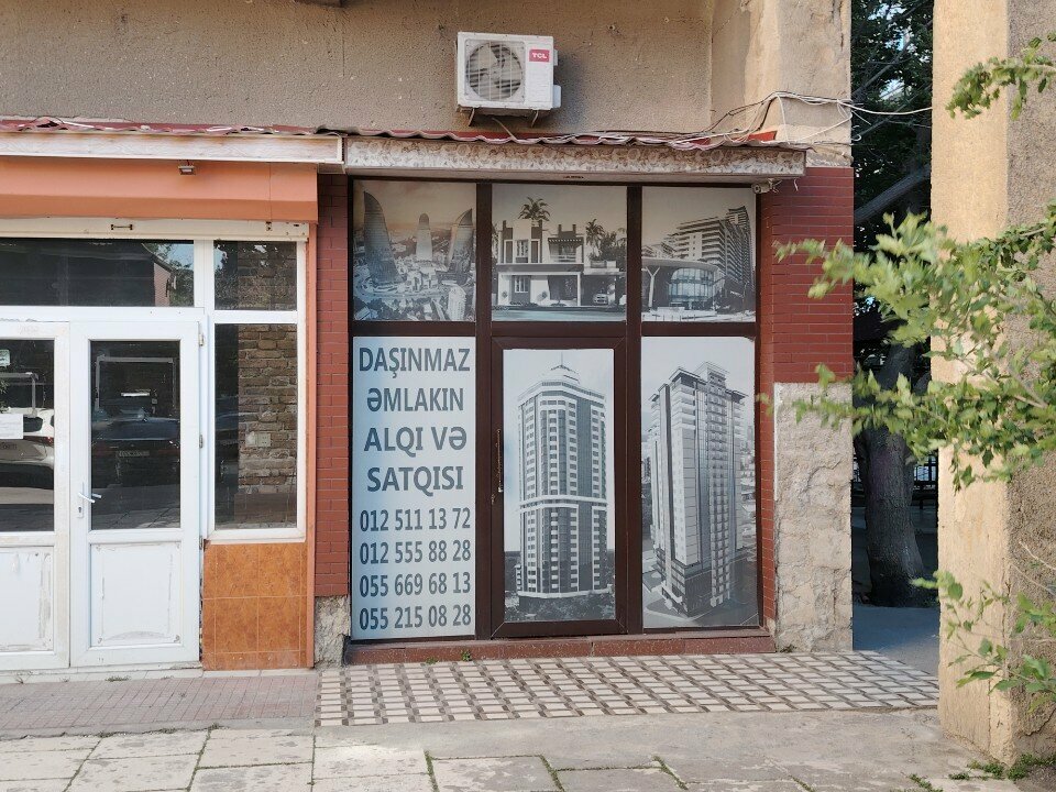 Satış ofisi Daşınmaz Əmlakın Alqı Və Satqısı, Bakü, foto