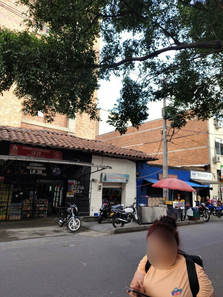 Çiçekçiler Palace of the Bouquets, Medellin, foto