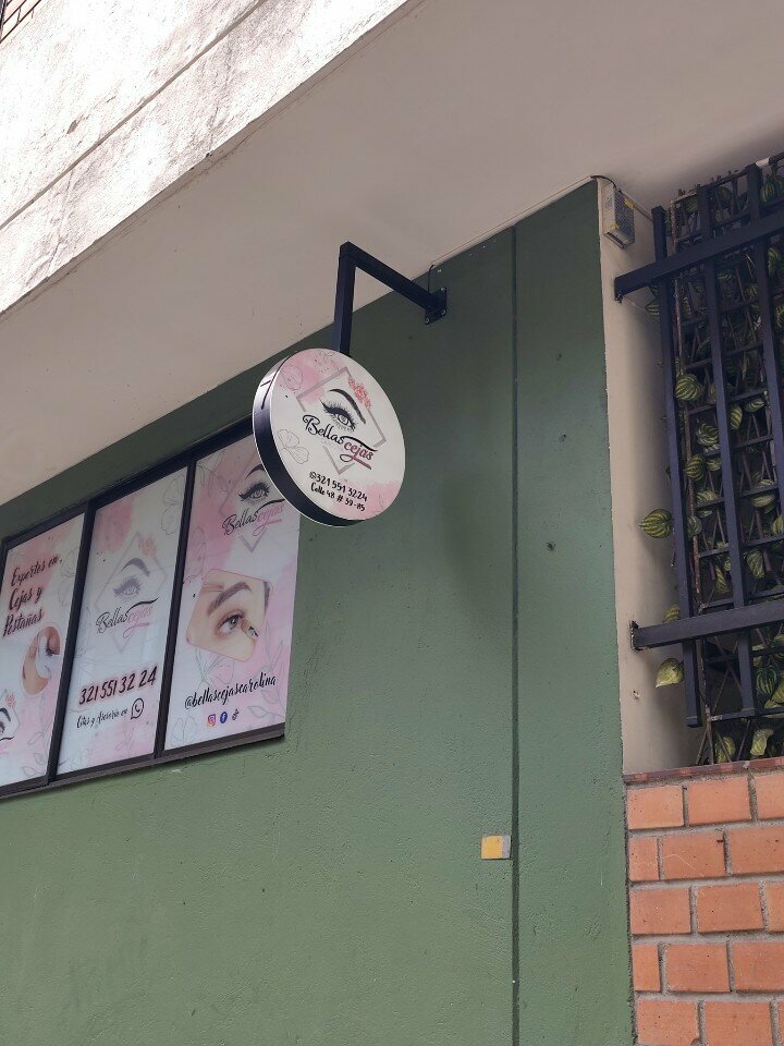 Stil uzmanı, makyöz Bellas Cejas Carolina, Medellin, foto