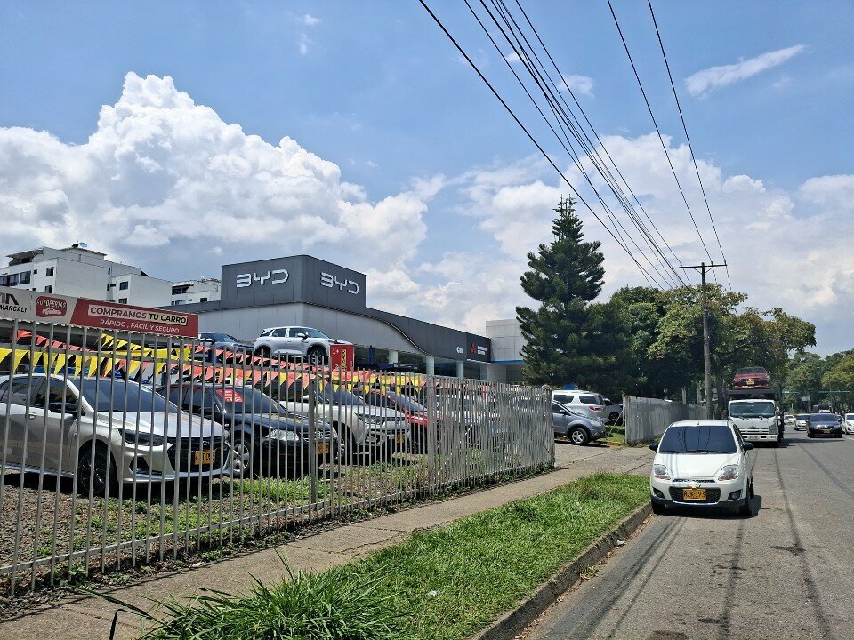 Otomobil satış galerileri Automarcali Chevrolet, Cali, foto