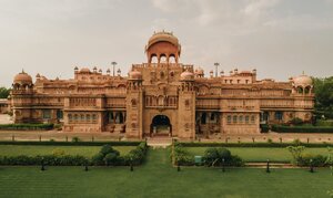 The Laxmi Niwas Palace (State of Rajasthan, Bikaner), otel  Bikaner'den