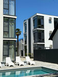 Rodos Apartments (Tsevetochnaya Street No:17А, Urban-Type Settlement of Sirius), otel  Krasnodarski krayından