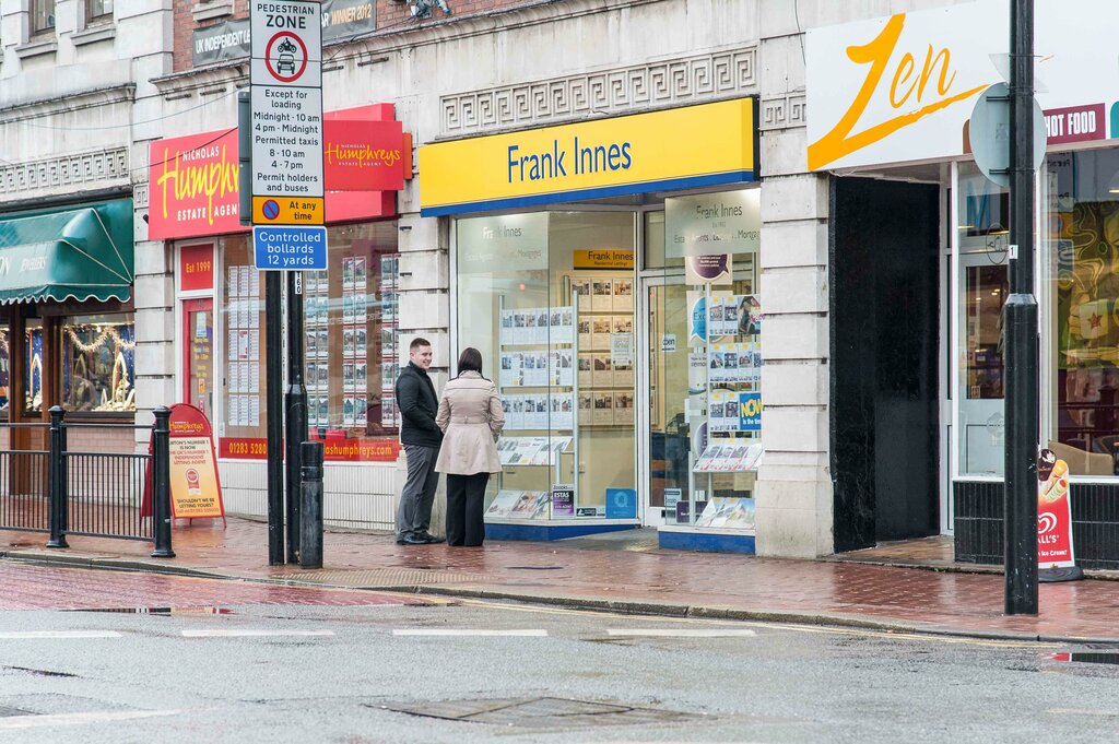 Arazi dizisi Frank Innes Sales and Letting Agents Burton-Upon-Trent, Burton‑Upon‑Trent, foto