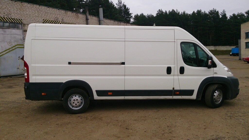 Oto kiralama Rent of minibuses, Minsk, foto