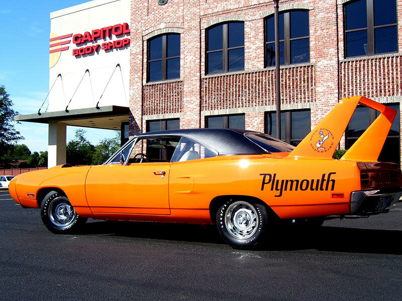 Otomobil camları Capitol Body Shop of Gluckstadt, Missisippi Eyaleti, foto
