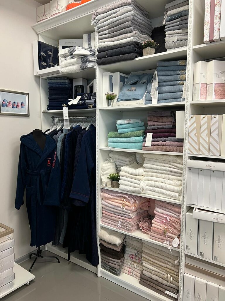 Ev tekstili toptancıları Present, Simferopol (Akmescit), foto