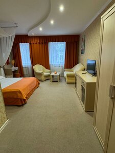 Gostiny dvor (Teatralnaya Street No:37/2, Kaluga), otel  Kaluga'dan