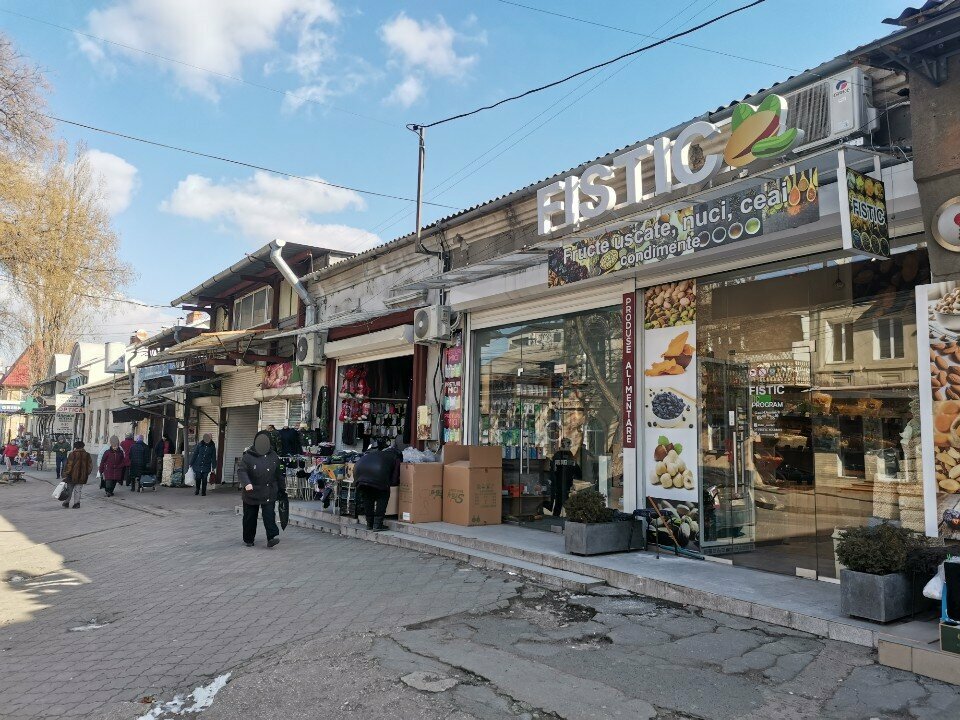 Kuruyemiş, atıştırmalık, kuru meyve Fistic, Kişinev, foto