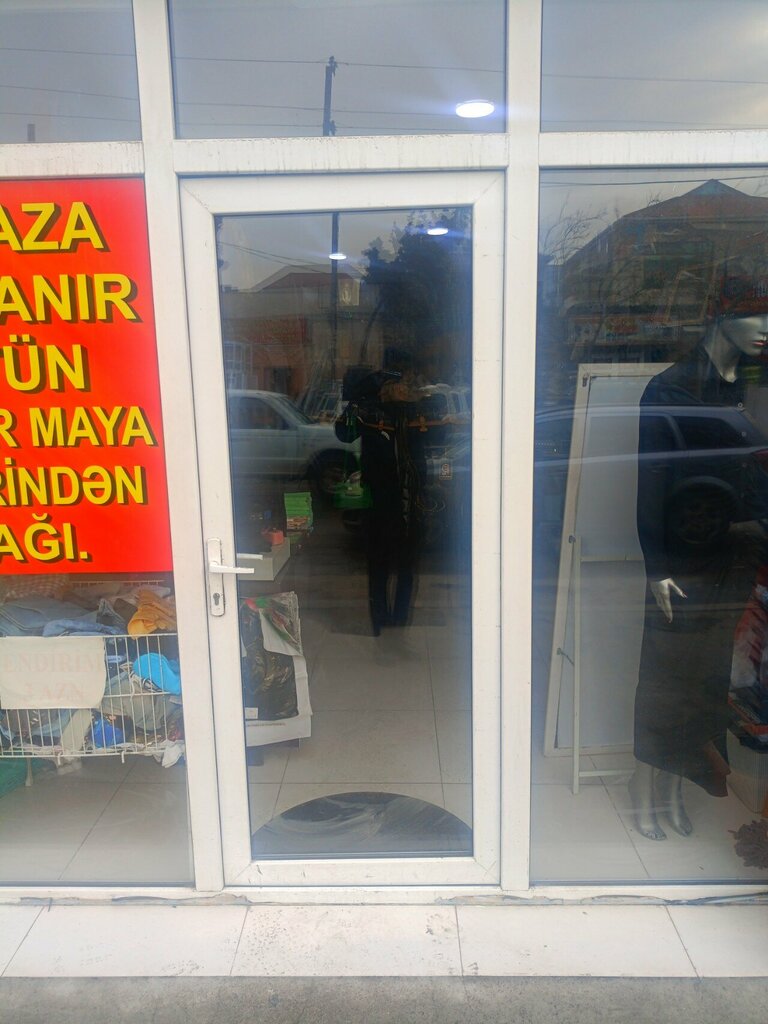 Dış giyim mağazası Aziz, Bakü, foto