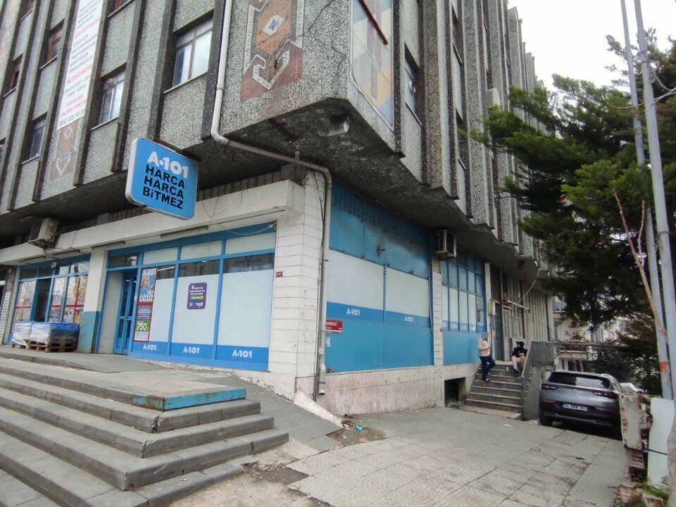 i̇ş merkezi Uçarlar İş Hanı, İstanbul, foto