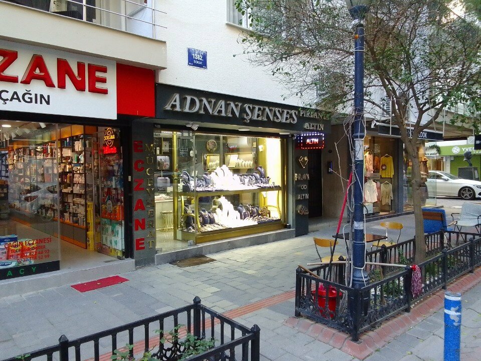 Kuyumcular Adnan Şenses Altın & Pırlanta, İzmir, foto