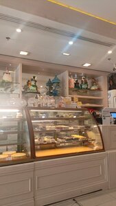 Katrina Sweets & Confectionery (Saratoga Complex, Al Barsha 1, Al Barsha, Hadaeq Mohammed Bin Rashid, Dubai), pasta, şekerleme ve tatlı  Dubai'den
