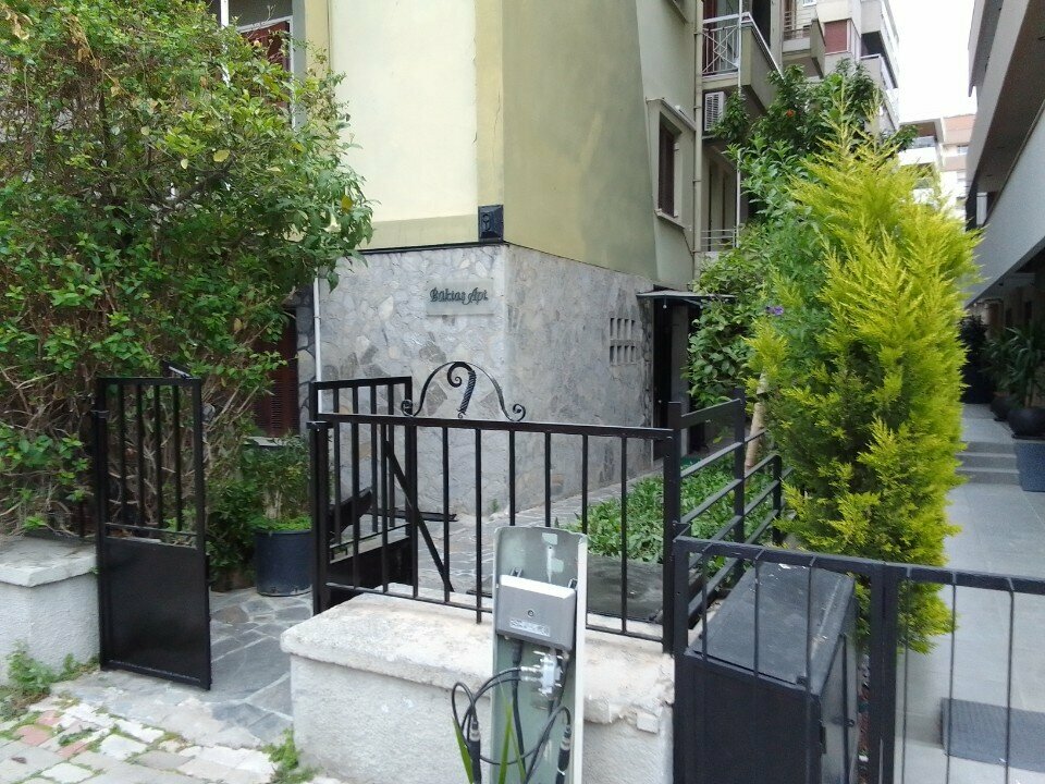 Özel muayenehaneler Op. Dr. Yahya Demirdelen, İzmir, foto