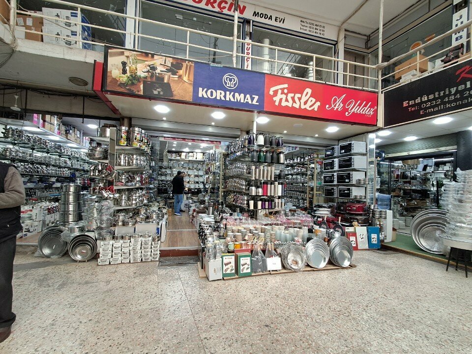 Züccaciye mağazaları Safün Züccaciye, İzmir, foto