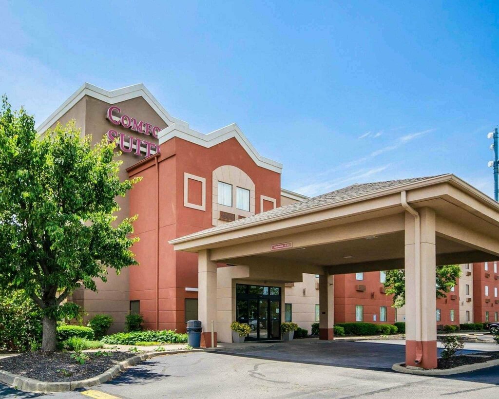 Otel Comfort Suites Louisville East, Louisville, foto