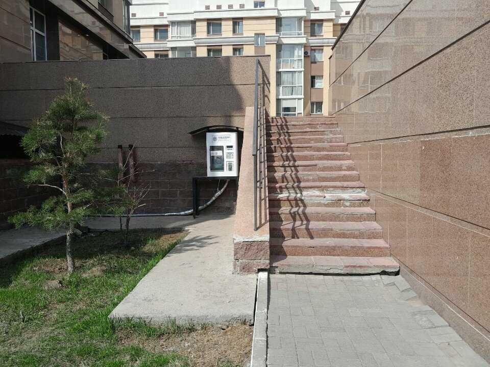 Su otomatı Alive water, Astana, foto