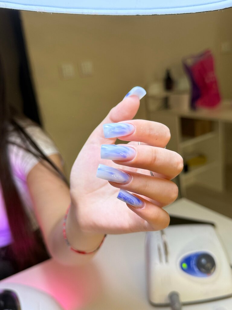 Manikür-pedikür Agayeva Nails & Brows Studio, Kudrovo, foto