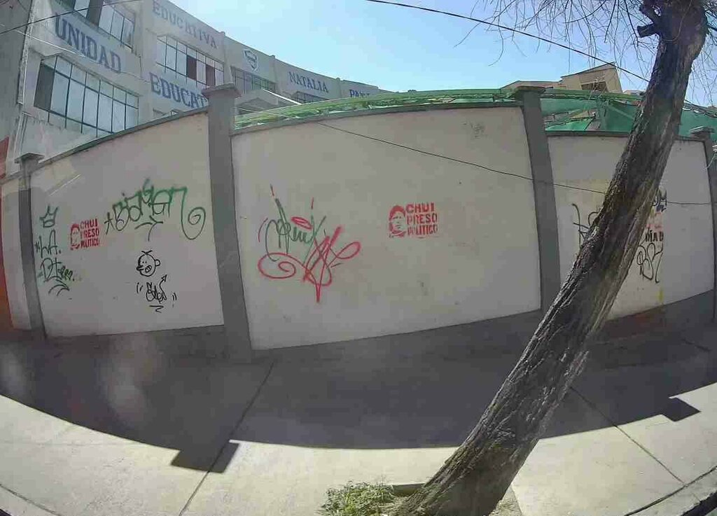 Yüksekokul Natalia Palacios Educational Unit, La Paz, foto