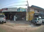 Chapas Workshop (Santa Cruz de la Sierra, Distrito Municipal 4, Subdistrito ET13, Avenida Roque Aguilera, 500), otomobil servisi  Bolivya'dan