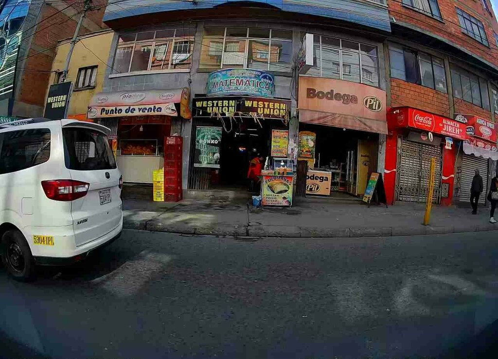 Para transferleri Western Union, La Paz, foto