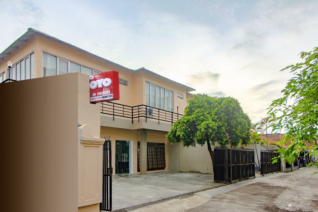 Otel Oyo 2311 C9 Exclusive, Dünya, foto