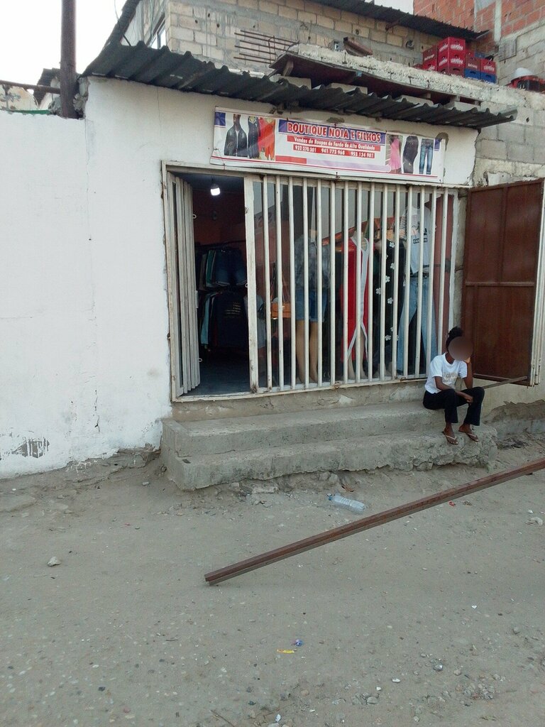 Dış giyim mağazası Nova e Filhos, Loanda, foto