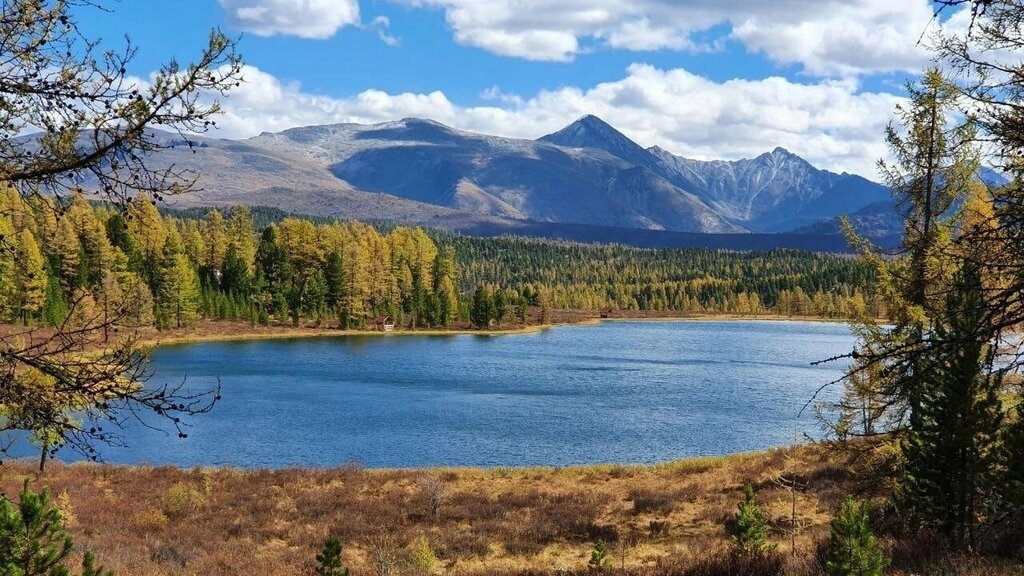 Resort oteller, tesisler Fishlake, Altay Cumhuriyeti, foto