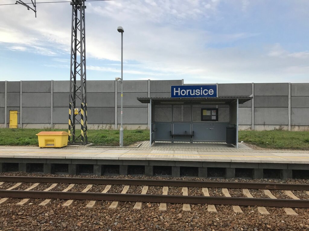 Tren istasyonu Horusice, Güney Bohemya Bölgesi, foto