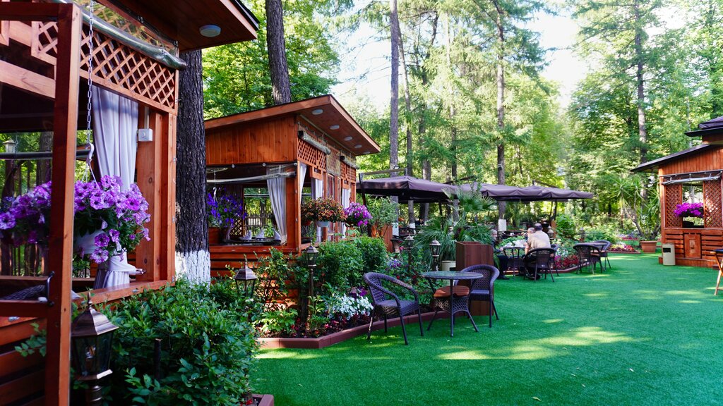 Restoran Falcon's Yard, Moskova, foto