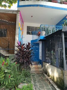 Tinto de Verano - Casa Cultural (Antioquia, Municipio de Medellín, Barrio de Florida Nueva, Carrera 71, 4-38), kültür merkezleri  Medellin'den