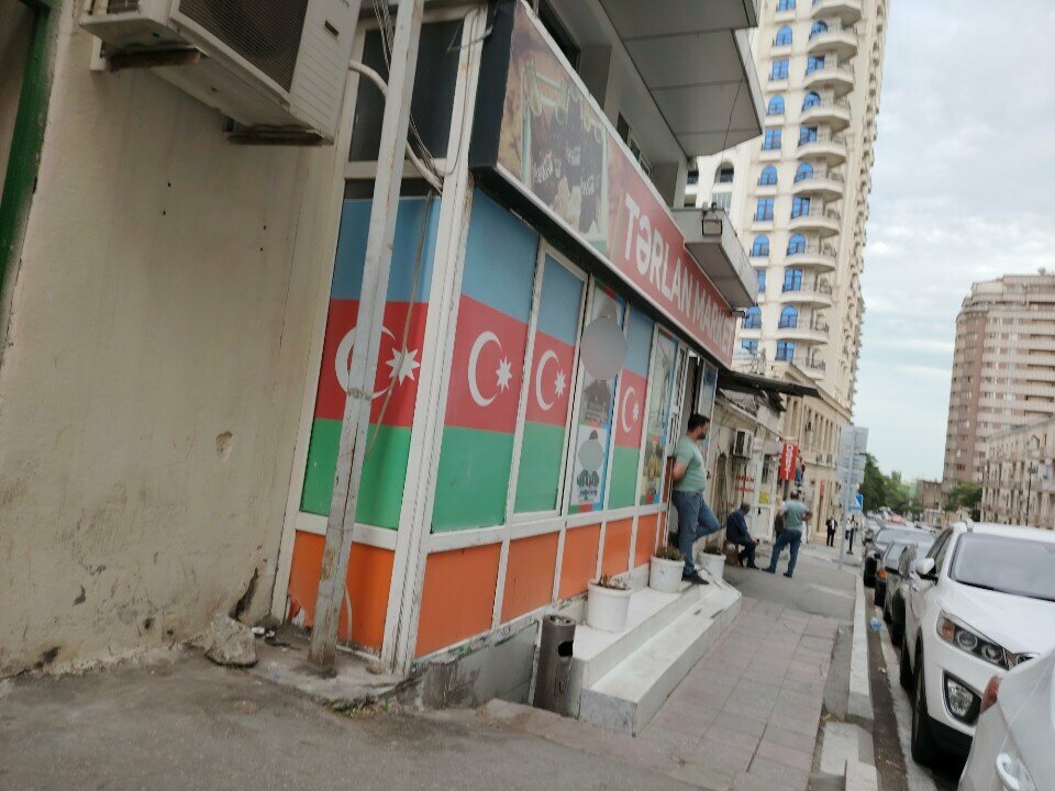 Market Tərlan Market, Bakü, foto