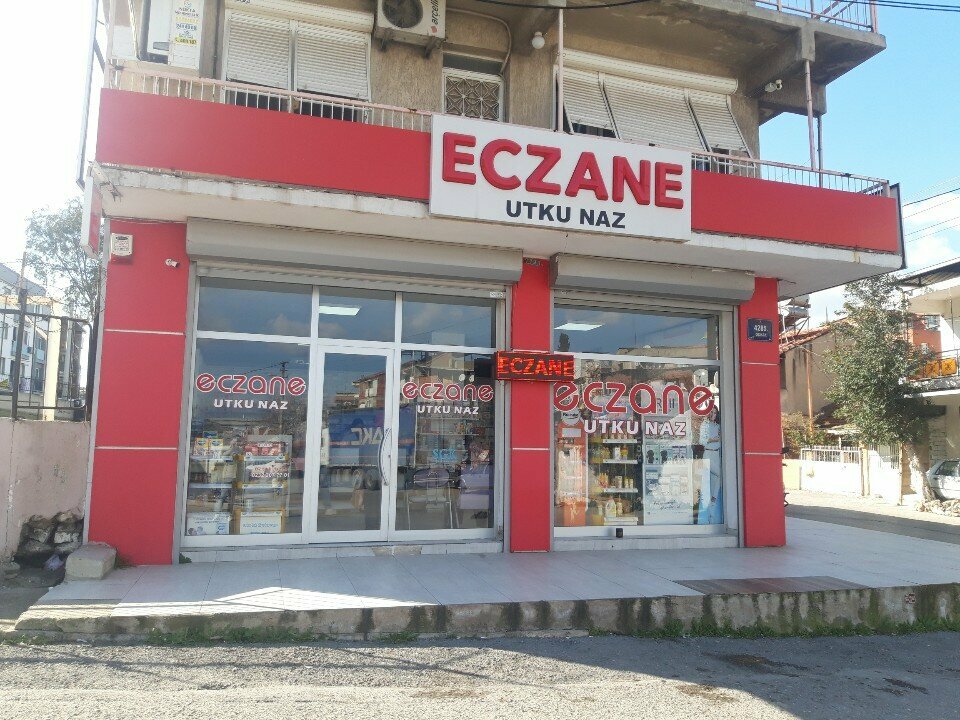 Eczaneler Utku Naz Eczanesi, İzmir, foto
