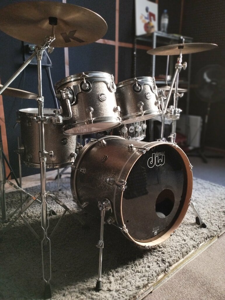Müzik okulları ve konservatuarlar Vyacheslav Semenov, Drum Teacher, Yekaterinburg, foto