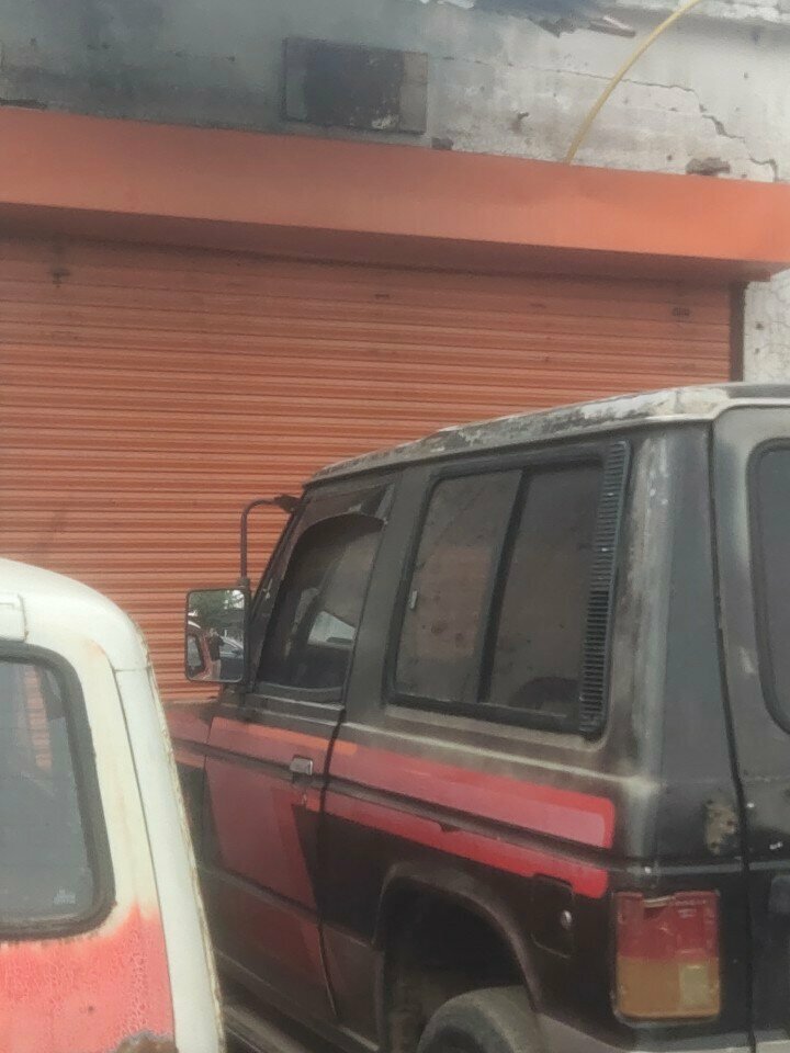 Otomobil yedek parçaları Iqbal auto, Rawalpindi, foto