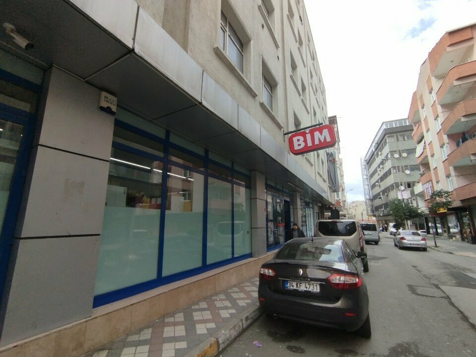 Süpermarket Bim, İstanbul, foto