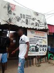 Loja (Luanda, Avenida Dom Moisés Alves de Pinho), araba anahtarları  Loanda'dan