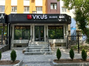 Vkus (Ganı Iláev kóshesi No:13, Shymkent), suşi restoranı  Çimkent'ten (Şımkent'ten)