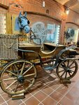 Exposition Karetnaya (Kiryla i Miafodzija Street No:8Б), müzeler ve sanat galerileri  Minsk'ten