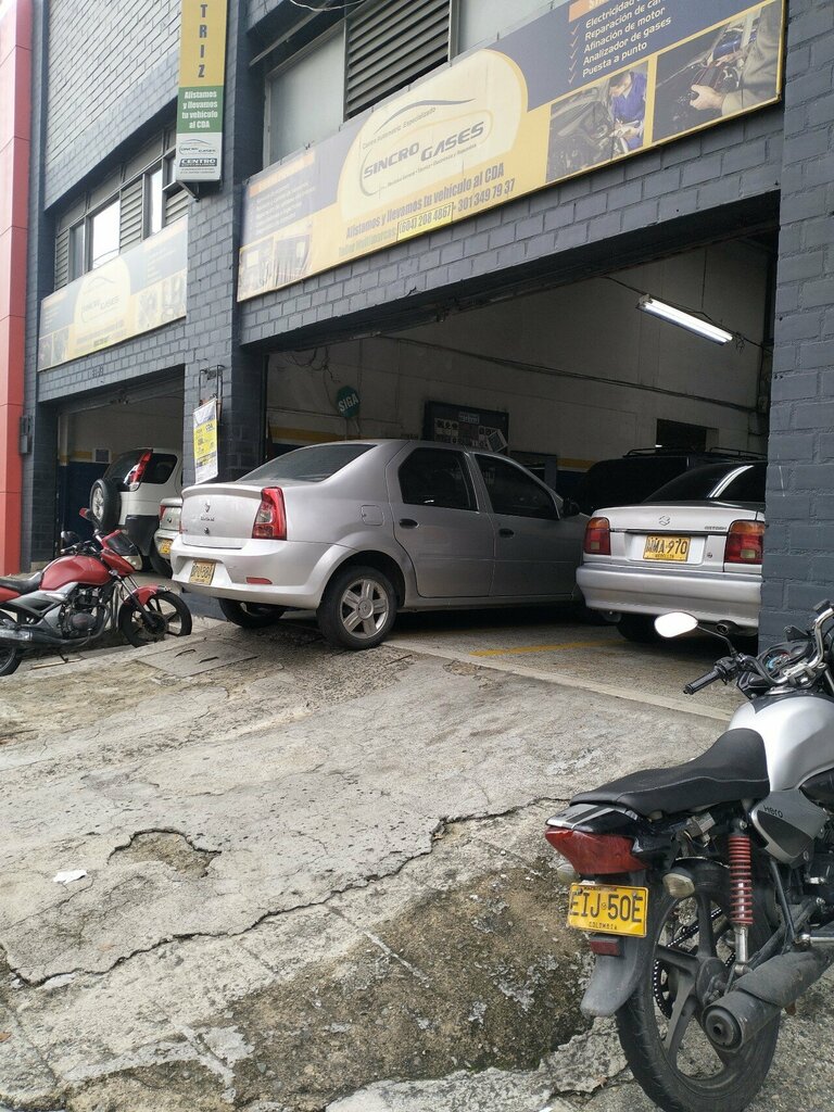 Otomobil servisi Sincrogases, Medellin, foto