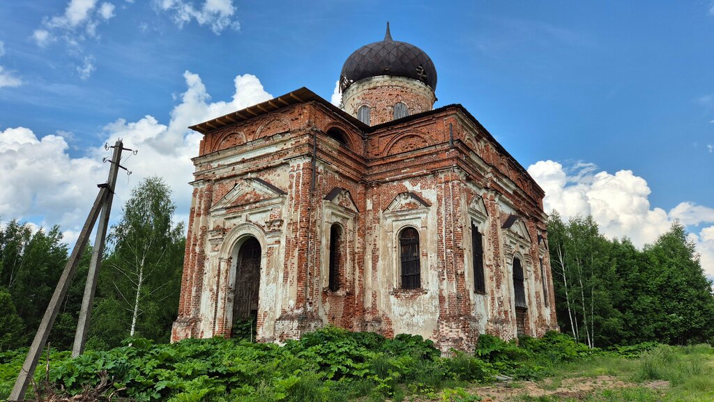 Ortodoks kiliseleri Tserkov Mikhaila Arkhangela V Mikhaylovskom-Skvoznyakakh, Nijegorodskaya oblastı, foto