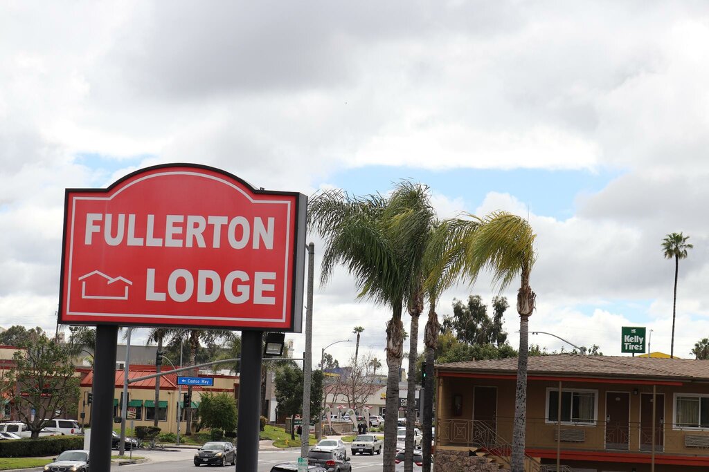 Otel Fullerton Lodge, Fullerton, foto