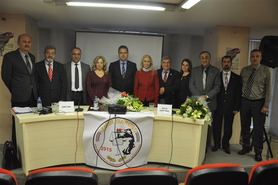 Avukatlar AV. Vedat Elçi Avukatlık Bürosu, İzmir, foto