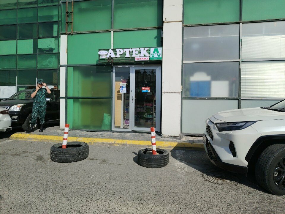 Eczaneler Stanbul Aptek, Bakü, foto